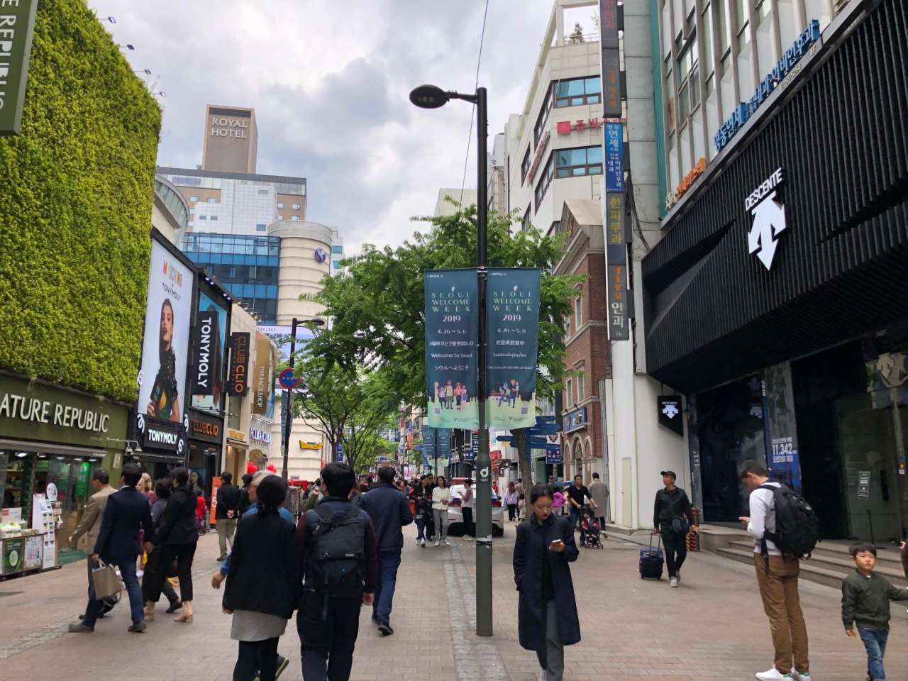 “Asian Review 043″ ― Seoul part4 Coffee at a Café in Myeong Dong ...